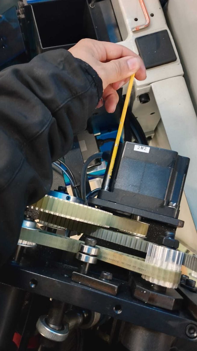 Easy Cam Lacer (CE): How to replace the index motor belts